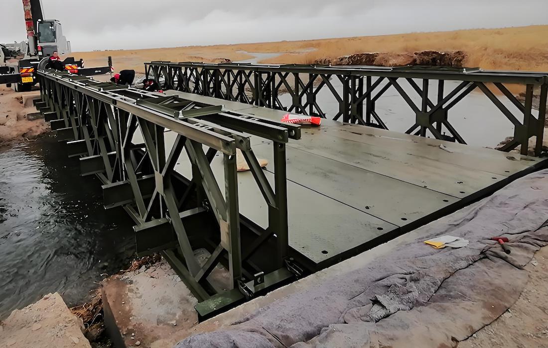 What are the typical materials used in constructing a Simple Pedestrian ...